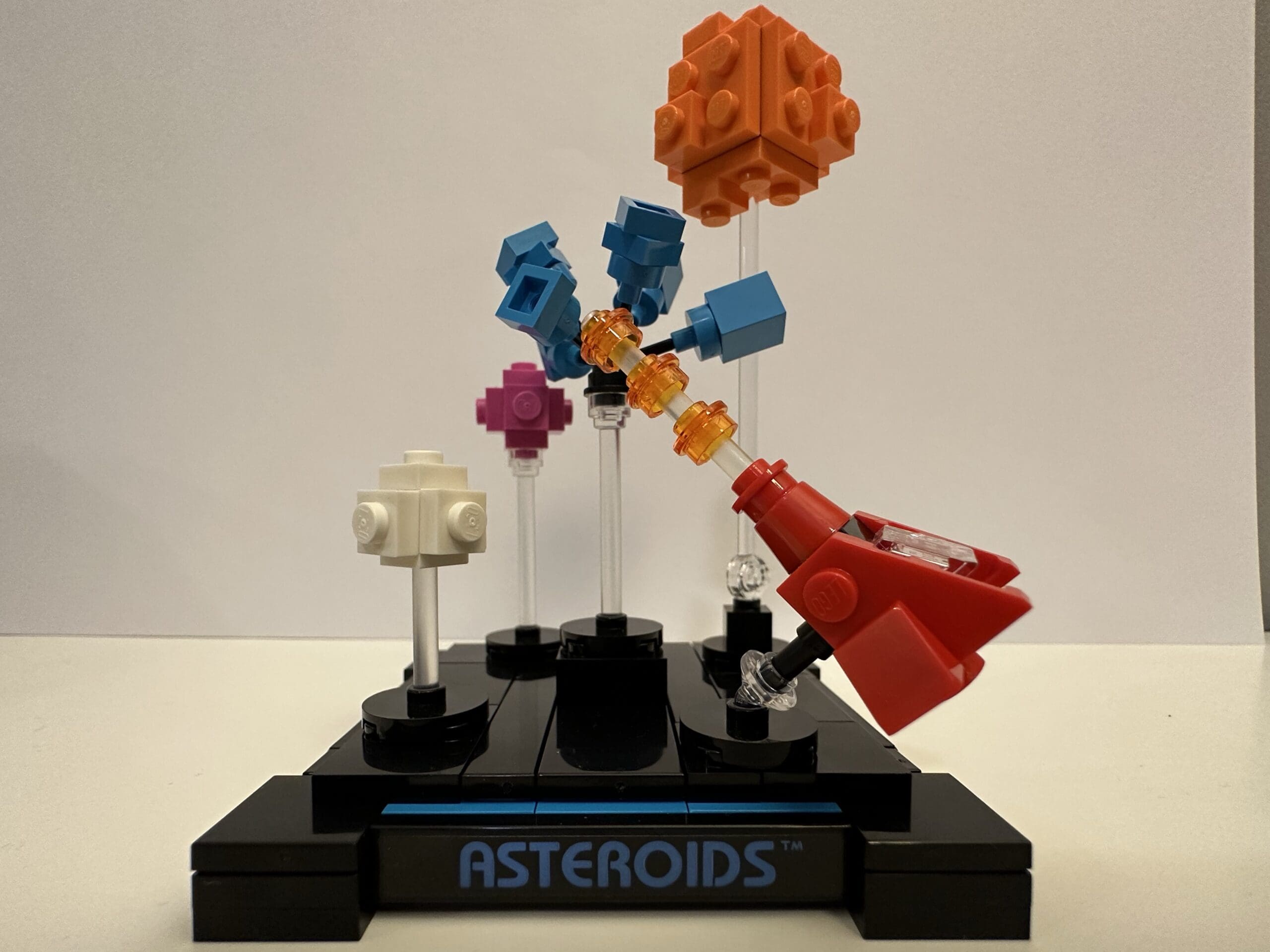 LEGO Icons - Atari 2600 - Review - The Brick Stand